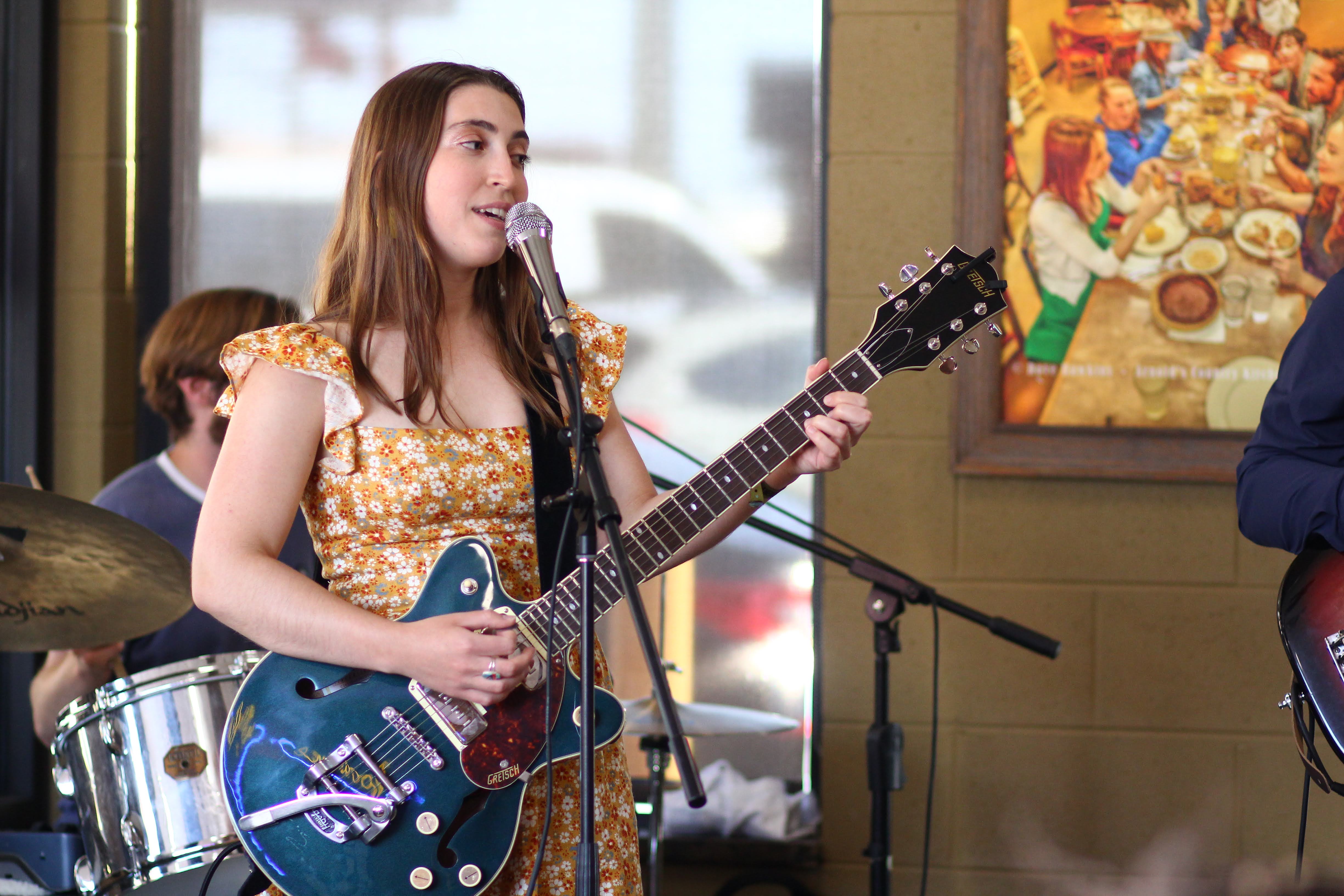 Alisa-Amador-5623-Photo-by-Adrienne-Pacheco - Music Mecca